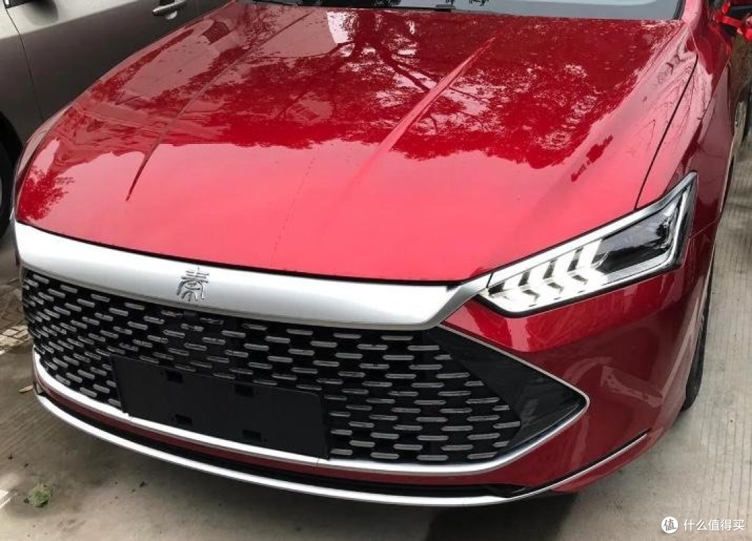 比亚迪秦plus dmi即将官降到7.98万，比轩逸还便宜，王传福掀桌子啦_新能源车_什么值得买