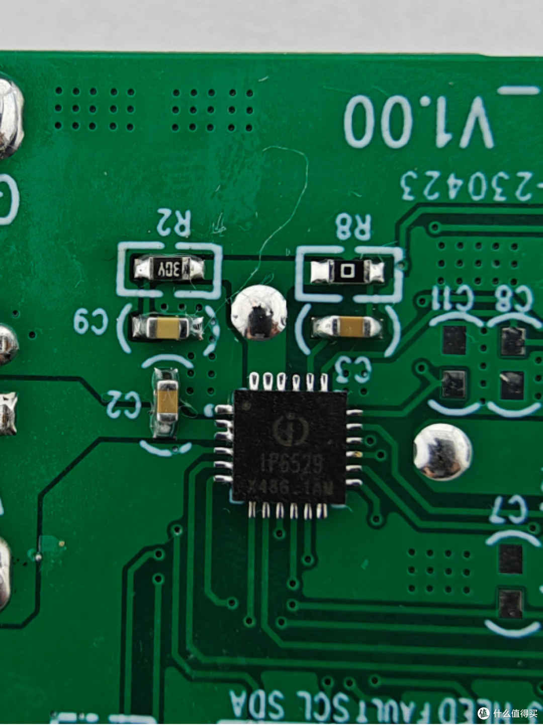 赋能设备更多可能，英集芯协议降压芯片IP6529详解_充电器_什么值得买