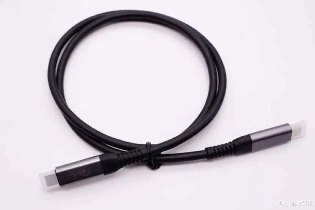 助力USB4普及，这些USB4数据线均内置E-Marker芯片_数据线_什么值得买