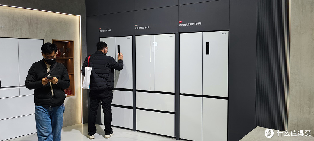 沉浸式回顾｜2024AWE家电展，跟着镜头看看都有哪些有意思的发现（文末有福利）！_液晶电视_什么值得买