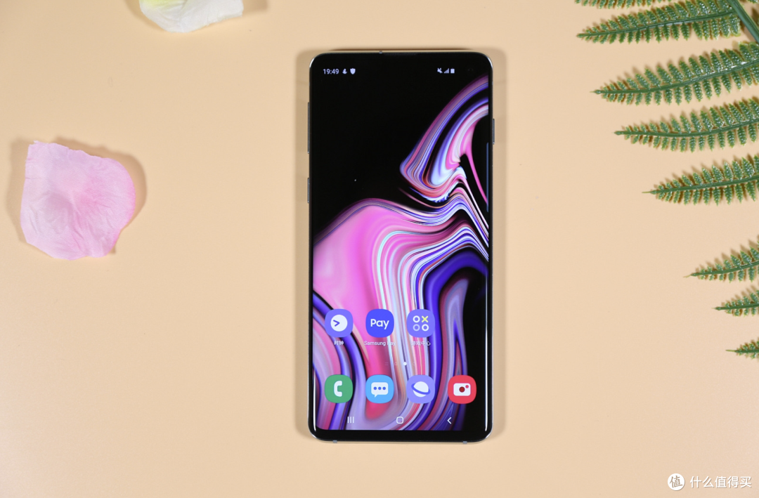 一文读懂：OLED和LCD到底哪个好？看完选手机不再纠结！_手机_什么值得买