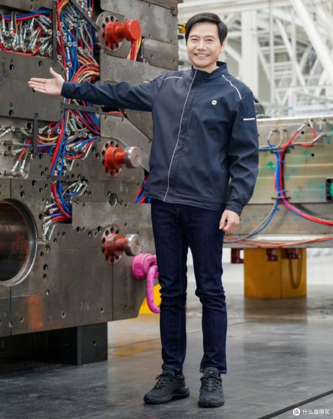 车是用来开的！雷军：小米SU7是50万以内速度最快、最好开的汽车！_新能源车_什么值得买