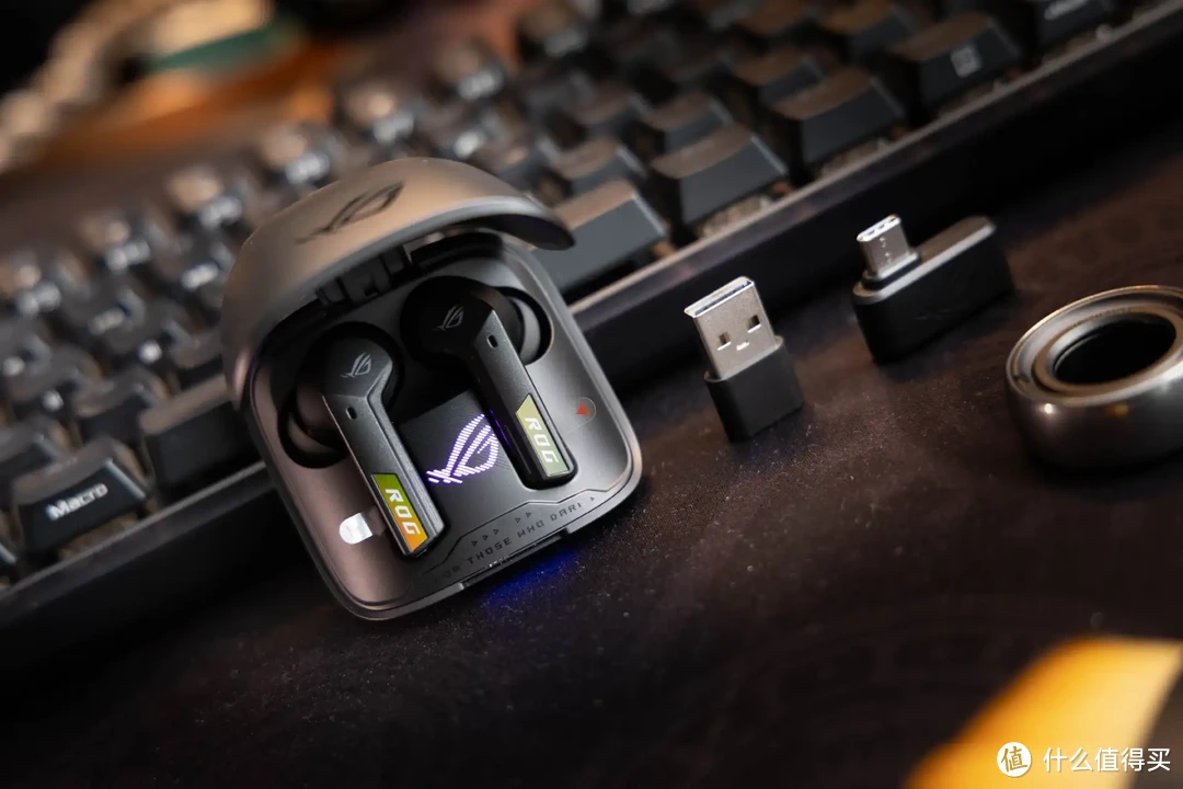 可出街可主机，无线双模，更长续航的ROG新TWS降临耳机香不香？_蓝牙耳机_什么值得买