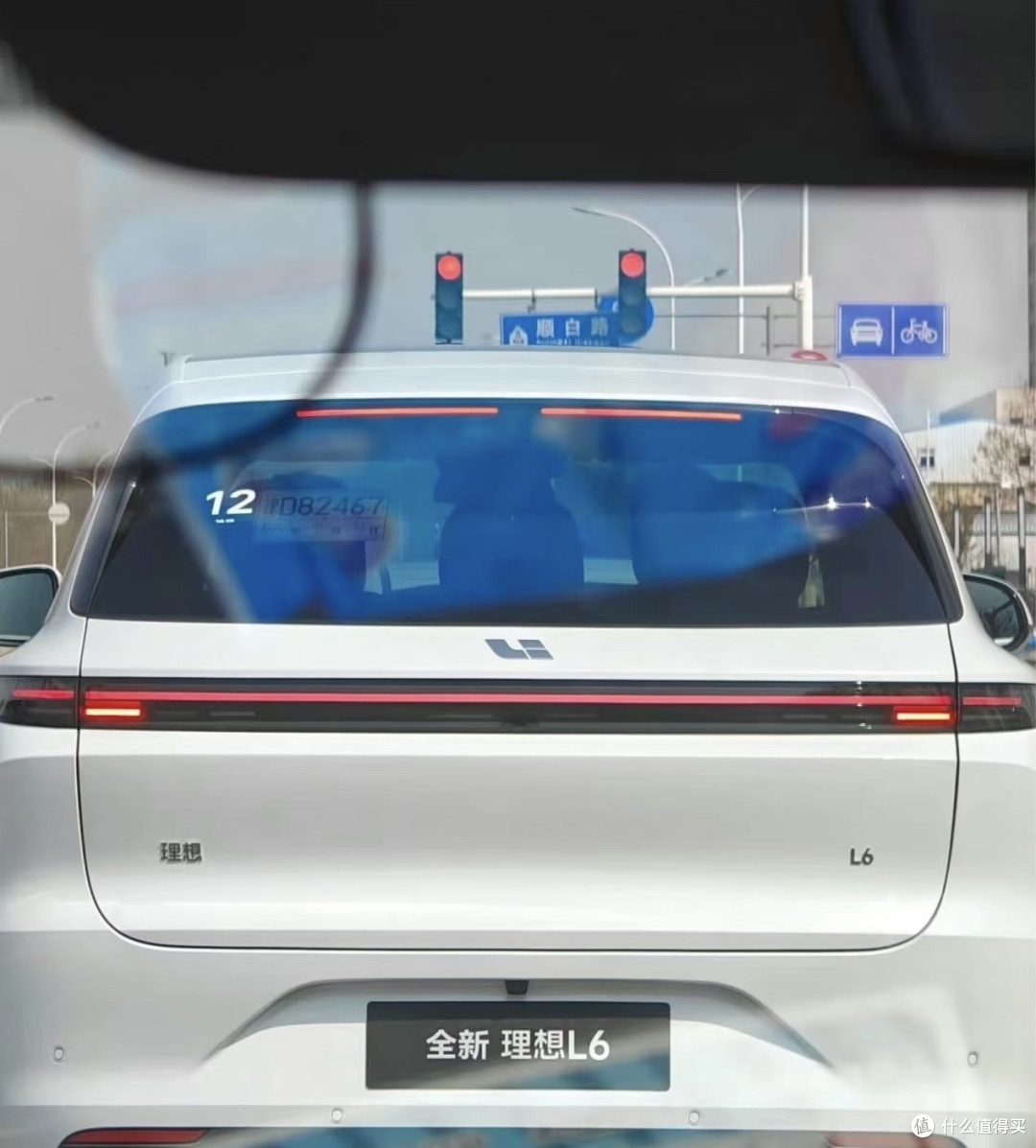 理想L6实车曝光。增程神教的教主将进入30万以内家用SUV市场亮刺刀了_SUV_什么值得买