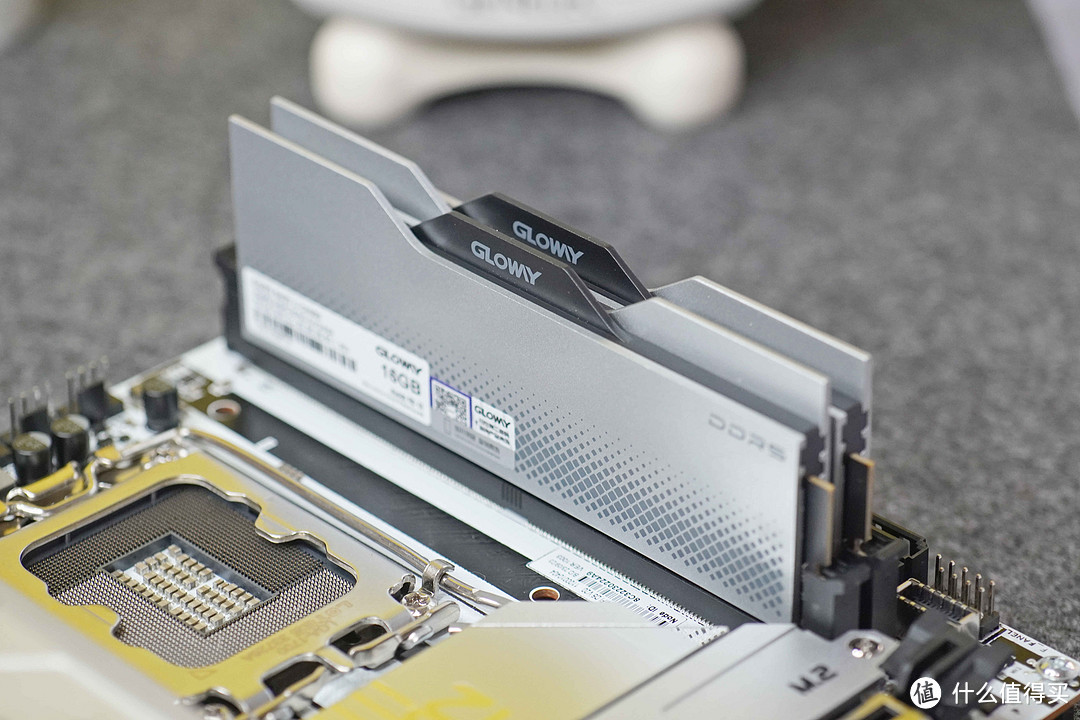 实测光威龙武DDR5 6400：海力士Adie特挑颗粒，极致超频性能_台式机内存_什么值得买