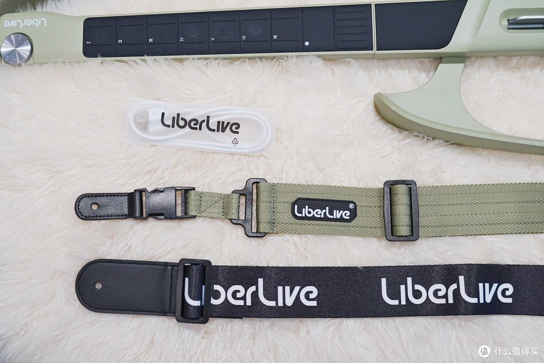 终于拥有自弹自唱的“超能力” ：LiberLiveC1无弦吉他唱响体验_吉他贝斯_什么值得买