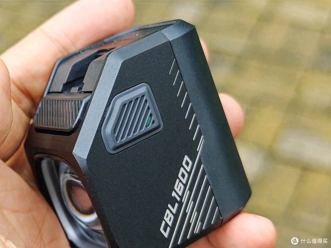 码表用户的绝佳选择——迈极炫CBL1600正向吊装车灯+SEEMEE 50尾灯组合_骑行配件_什么值得买