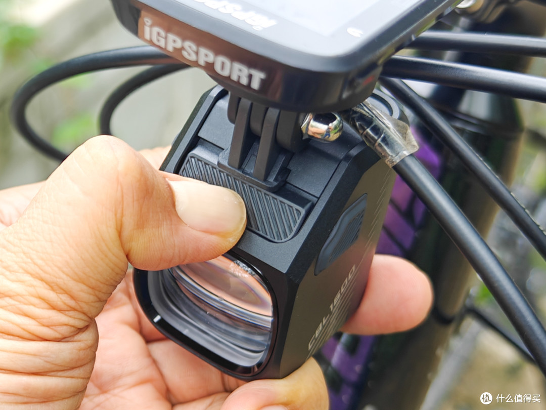 码表用户的绝佳选择——迈极炫CBL1600正向吊装车灯+SEEMEE 50尾灯组合_骑行配件_什么值得买