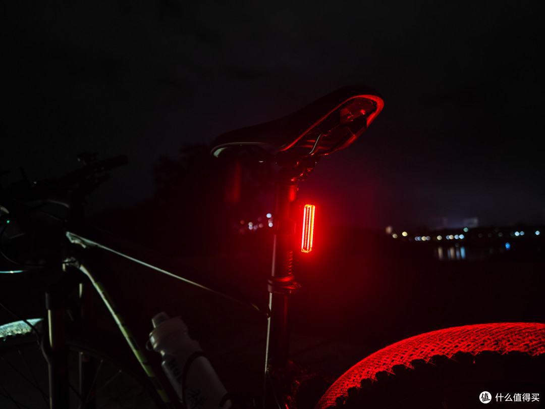码表用户的绝佳选择——迈极炫CBL1600正向吊装车灯+SEEMEE 50尾灯组合_骑行配件_什么值得买