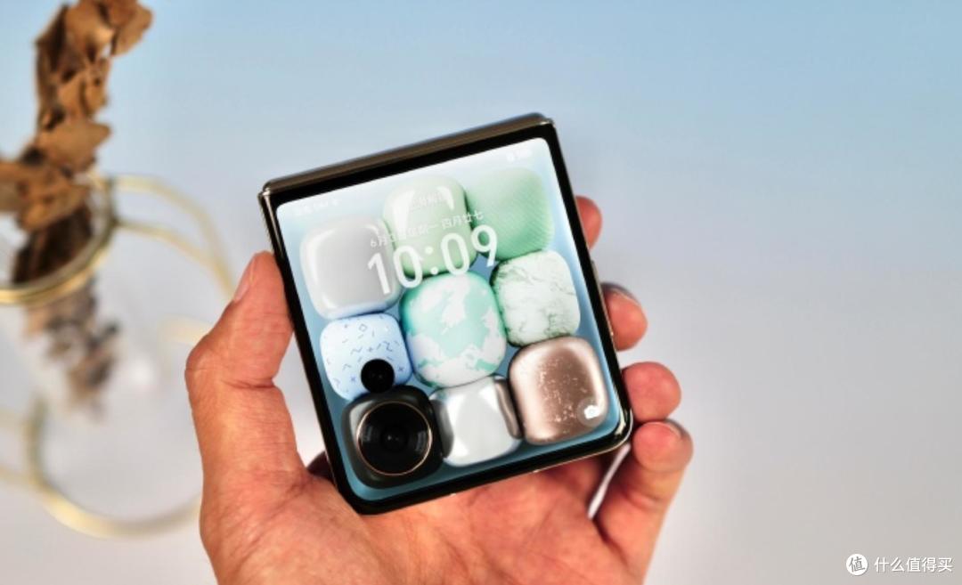 荣耀Magic V Flip：折叠屏手机新体验，颠覆你的想象_手机_什么值得买