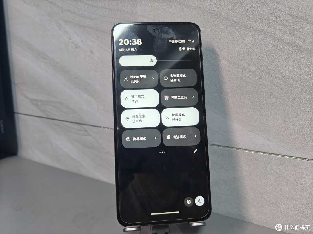 购买工作机！它是最强的~MOTO g34：我为什么选它？_手机_什么值得买