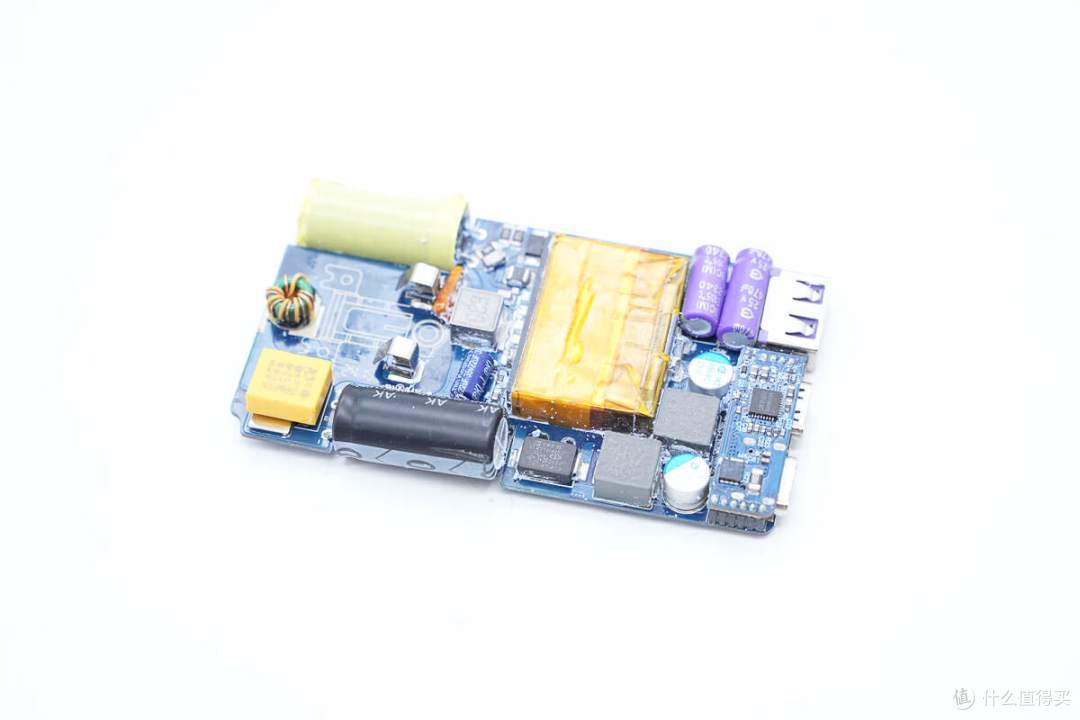 拆解报告：UGREEN绿联65W 2C1A超薄氮化镓充电器X753_充电器_什么值得买