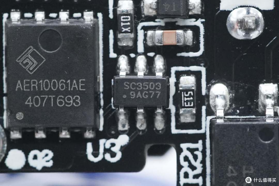 拆解报告：MI小米67W 2C1A氮化镓快充插线板CXB6-3QM_插排_什么值得买