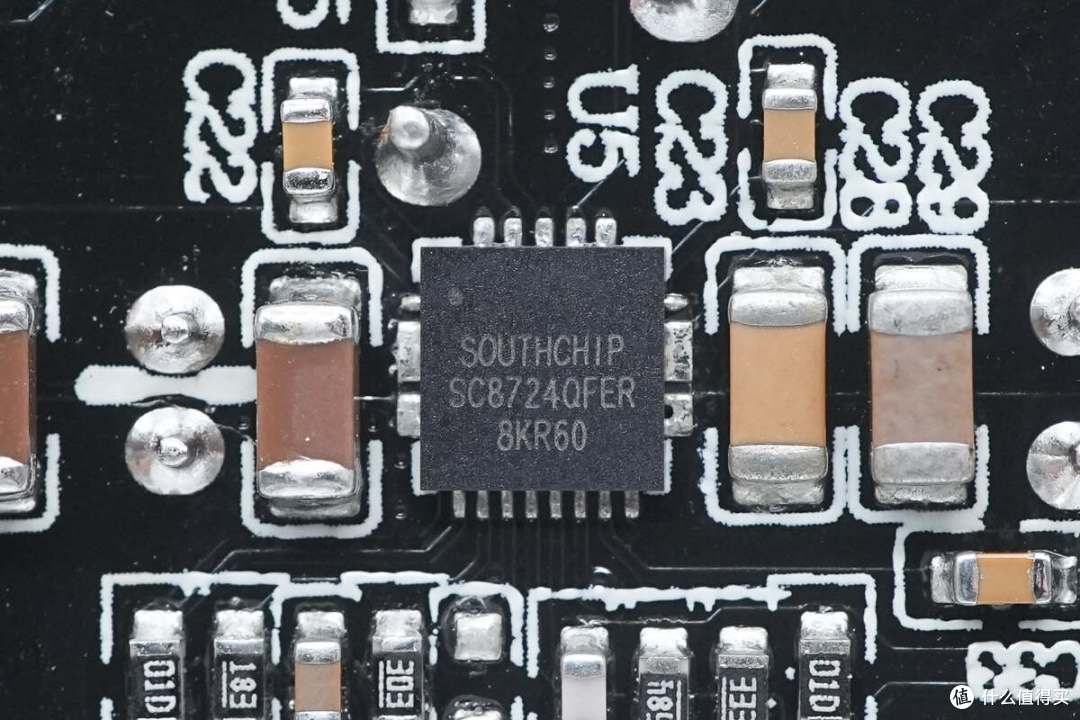 拆解报告：MI小米67W 2C1A氮化镓快充插线板CXB6-3QM_插排_什么值得买