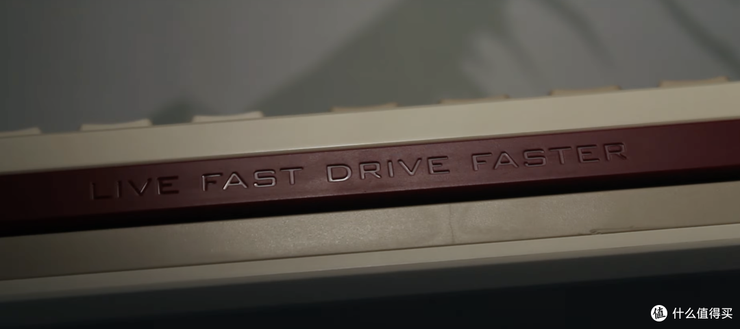 Ilovebee B87胶坨坨，Leafspring、旋钮/按键随心换，一百多元的好选择_无线键盘_什么值得买