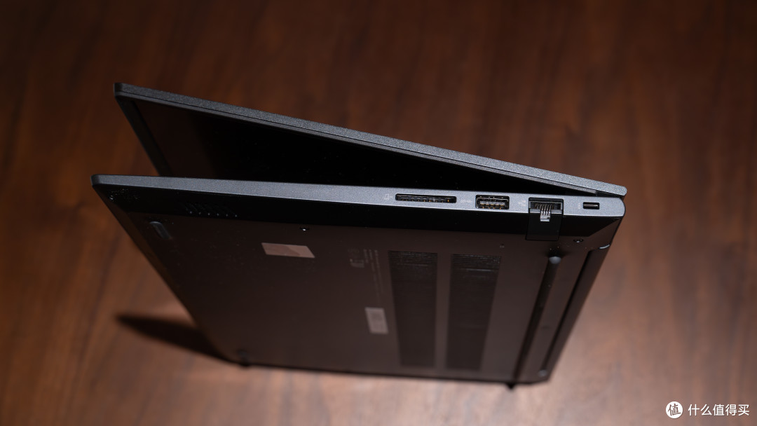 尽享AI性能、摸鱼能玩游戏，联想昭阳X5-14锐龙版8845H商务笔记本体验_笔记本电脑_什么值得买