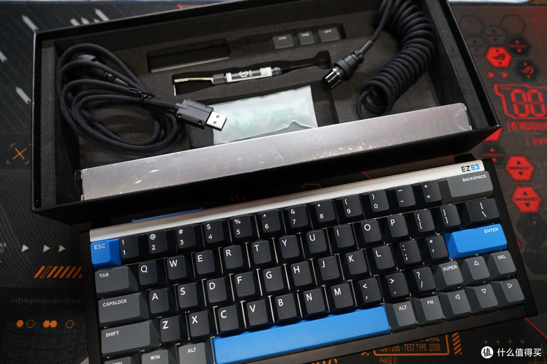 我的第一把磁轴键盘来了——铝厂iqunix EZ63星轨和磁玉轴键盘分享_键盘_什么值得买