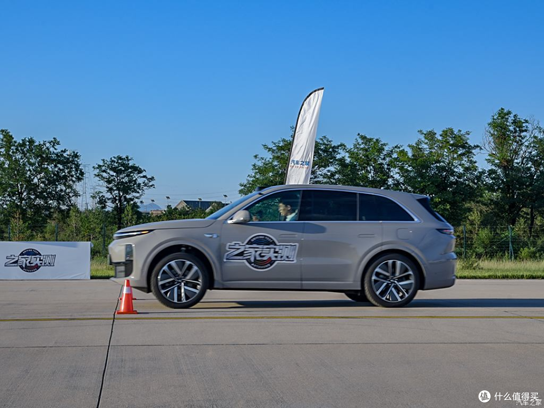 《混动SUV TOP10横评》理想L6单车解析_新能源车_什么值得买