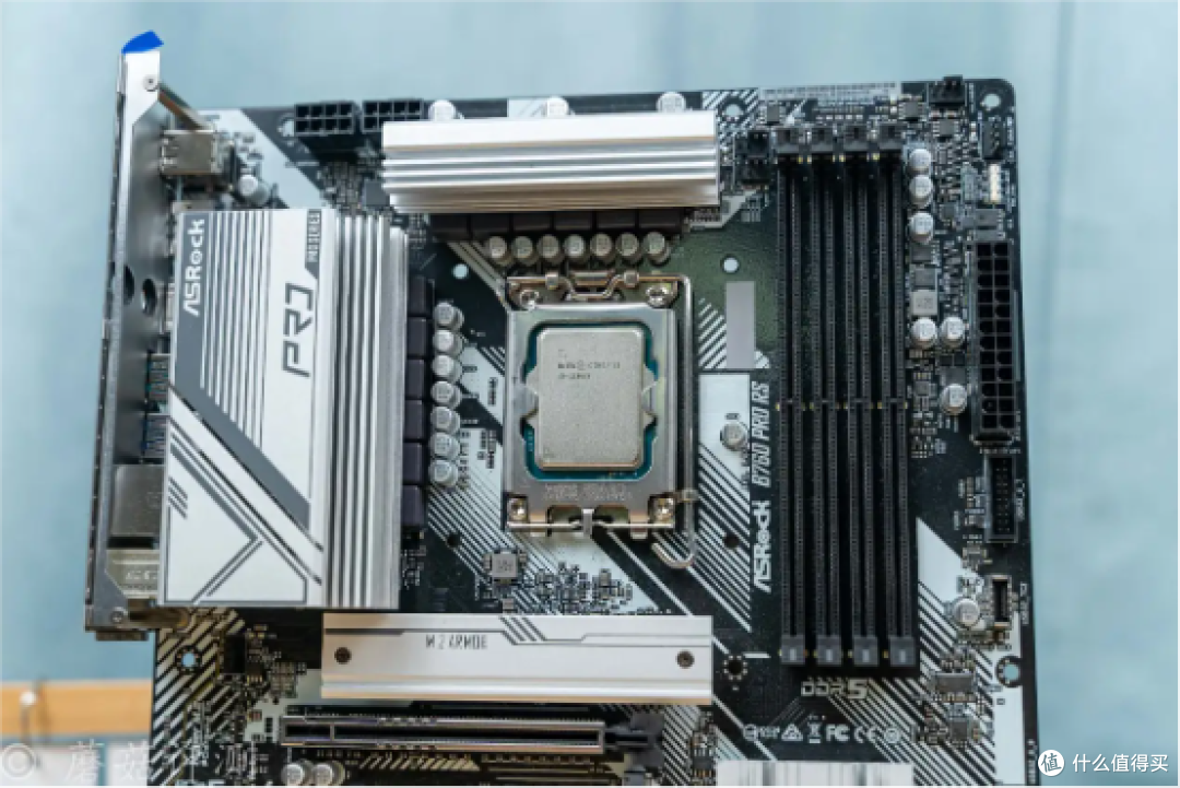 或是一颗完美的核显办公U，英特尔i3-12300T酷睿12代处理器 评测_CPU_什么值得买