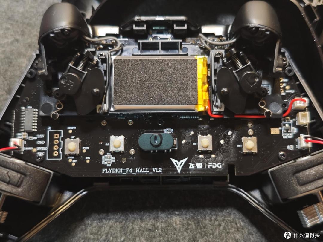 爆火的飞智黑武士4PRO究竟好不好用？体验20天的真实评测报告！_游戏手柄_什么值得买