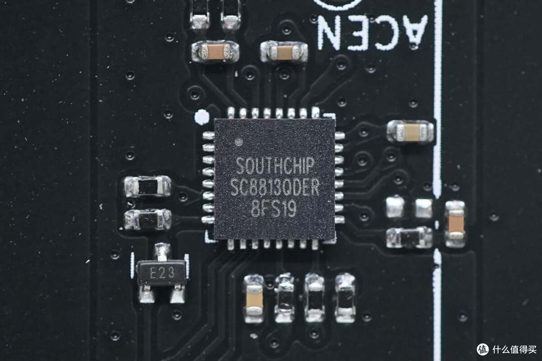 拆解报告：LKTOP立刻拓200W Mavic 3系列三通道充电器MC336_充电器_什么值得买