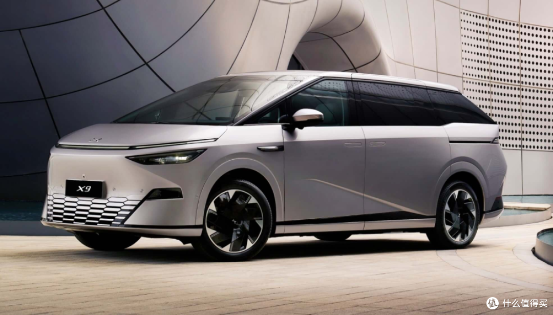 旗舰智能超大7座纯电MPV：小鹏X9_MPV_什么值得买