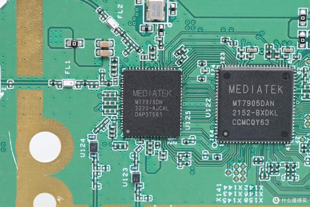 拆解报告：Ruijie锐捷FTTR全光通光网关RG-MA7305-FX_其他网络设备_什么值得买