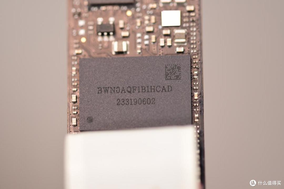 听说比Zen4提升很大？AMD 9600X到底怎么样？实测告诉你！_CPU_什么值得买