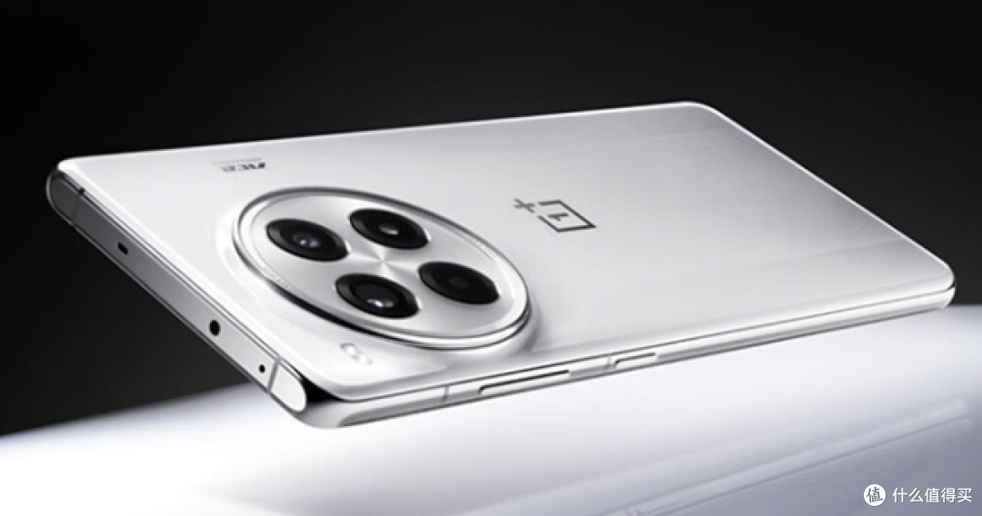 RedmiK70至尊版和一加Ace3Pro，销量差一倍，如何选更合适？_安卓手机_什么值得买