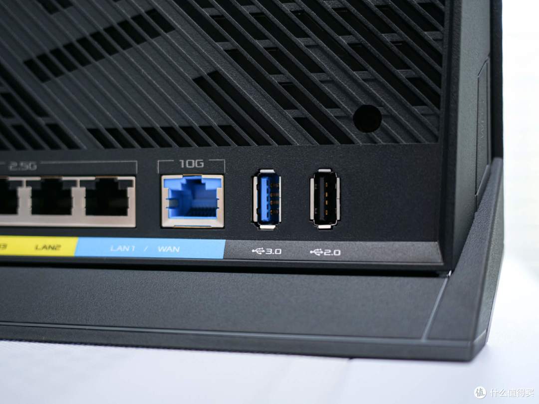 华硕86U经典再续，这次升级有些大，华硕RT-BE86U WiFi7路由器新品开箱_路由器_什么值得买