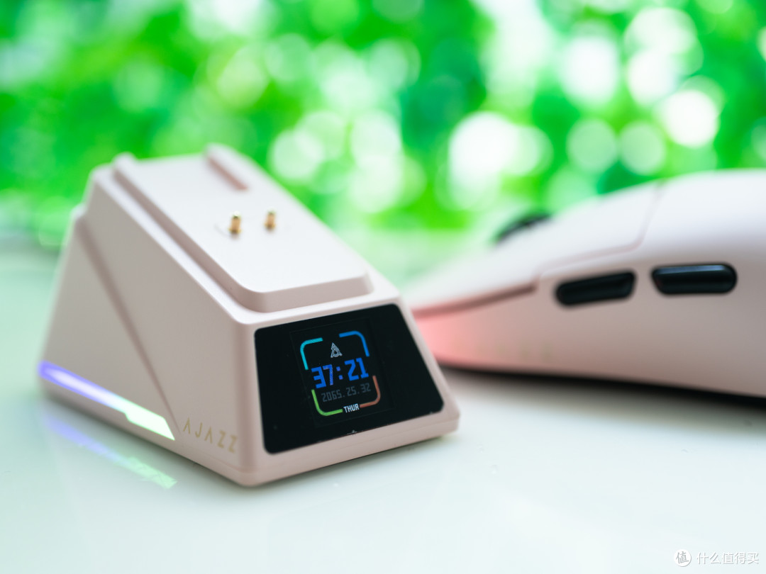 原来顶配体验是这么赞，PAW3950+无线8KHz回报率+彩屏磁吸座充的黑爵AJ159 APEX_鼠标_什么值得买