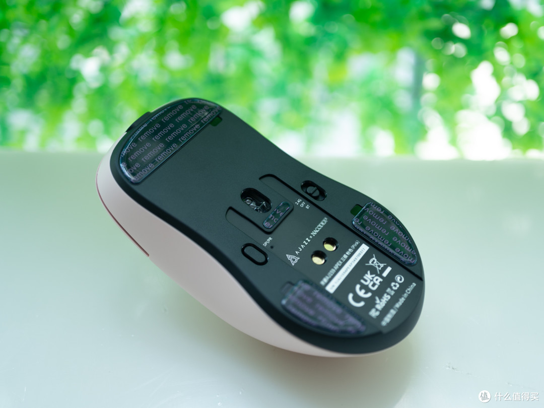 原来顶配体验是这么赞，PAW3950+无线8KHz回报率+彩屏磁吸座充的黑爵AJ159 APEX_鼠标_什么值得买