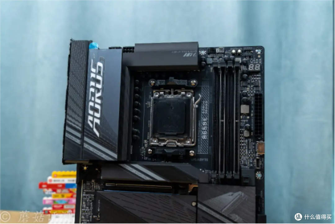 性能更强、功耗更低、发热更小？AMD锐龙7 9700X处理器 评测_CPU_什么值得买