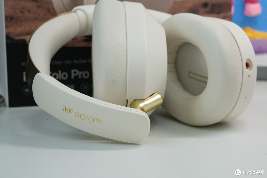 iKF Solo Pro头戴式降噪蓝牙耳机深度测评：降噪神器还是时尚配饰？揭秘iKF Solo Pro耳机的全方位魅力_蓝牙耳机_什么值得买
