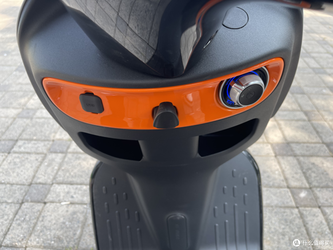 骑上我心爱的小电动，它永远不会堵车—极核EZ3i提车初体验_电动车整车_什么值得买