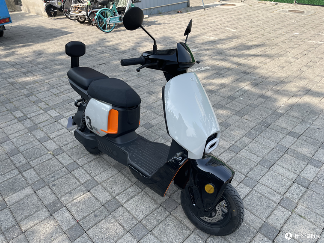 骑上我心爱的小电动，它永远不会堵车—极核EZ3i提车初体验_电动车整车_什么值得买