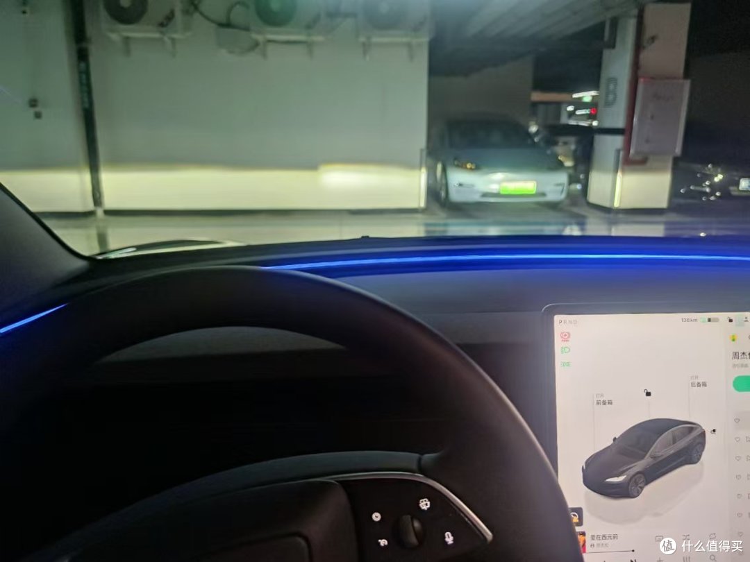 【横评试驾】Model 3、小米SU7、极氪007——谁是最佳选择？_新能源车_什么值得买