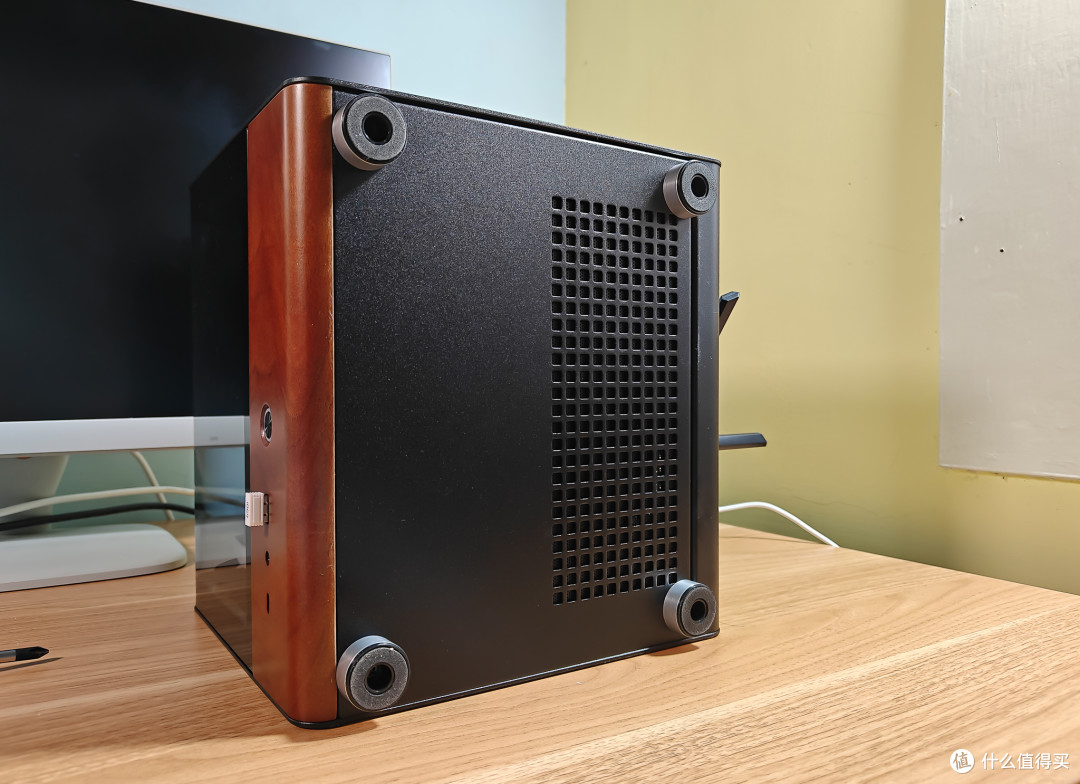 打造桌面小精灵，乔思伯海景房ITX机箱TK0装机实战_机箱_什么值得买