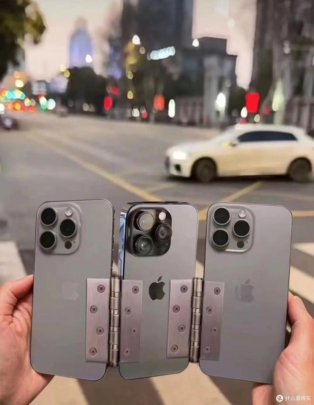 2万多华为MateXT三折叠缺点真多，比挤牙膏iPhone16系强得多_手机_什么值得买