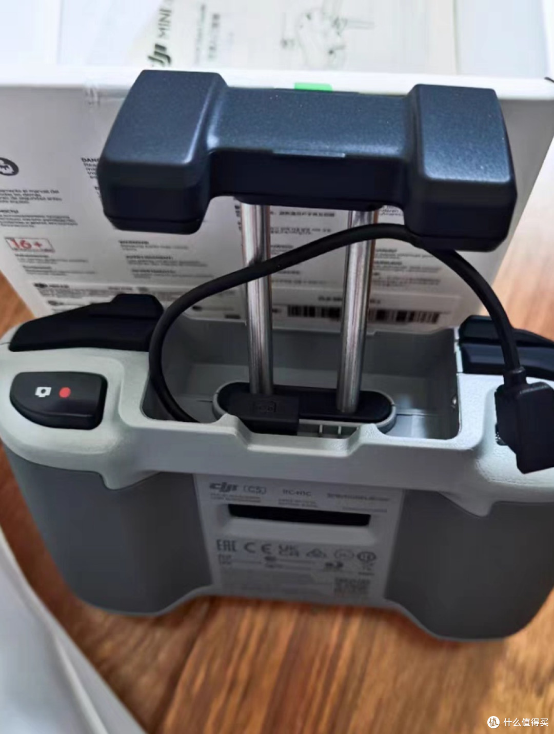 大疆 DJI Mini 4K：小巧便携的航拍神器还是性能有限的入门之选？_无人机_什么值得买