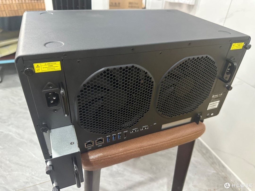 极空间企业级NAS P8评测之一开箱_网络存储_什么值得买