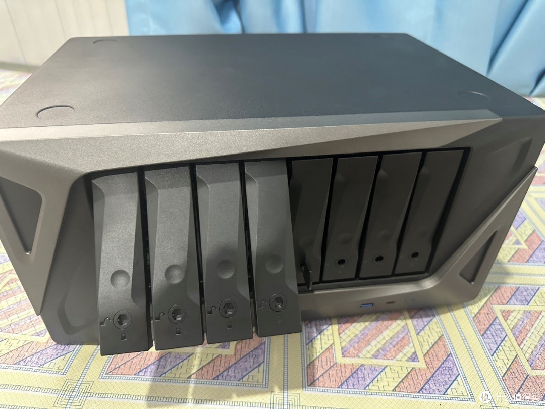 极空间企业级NAS P8评测之一开箱_网络存储_什么值得买