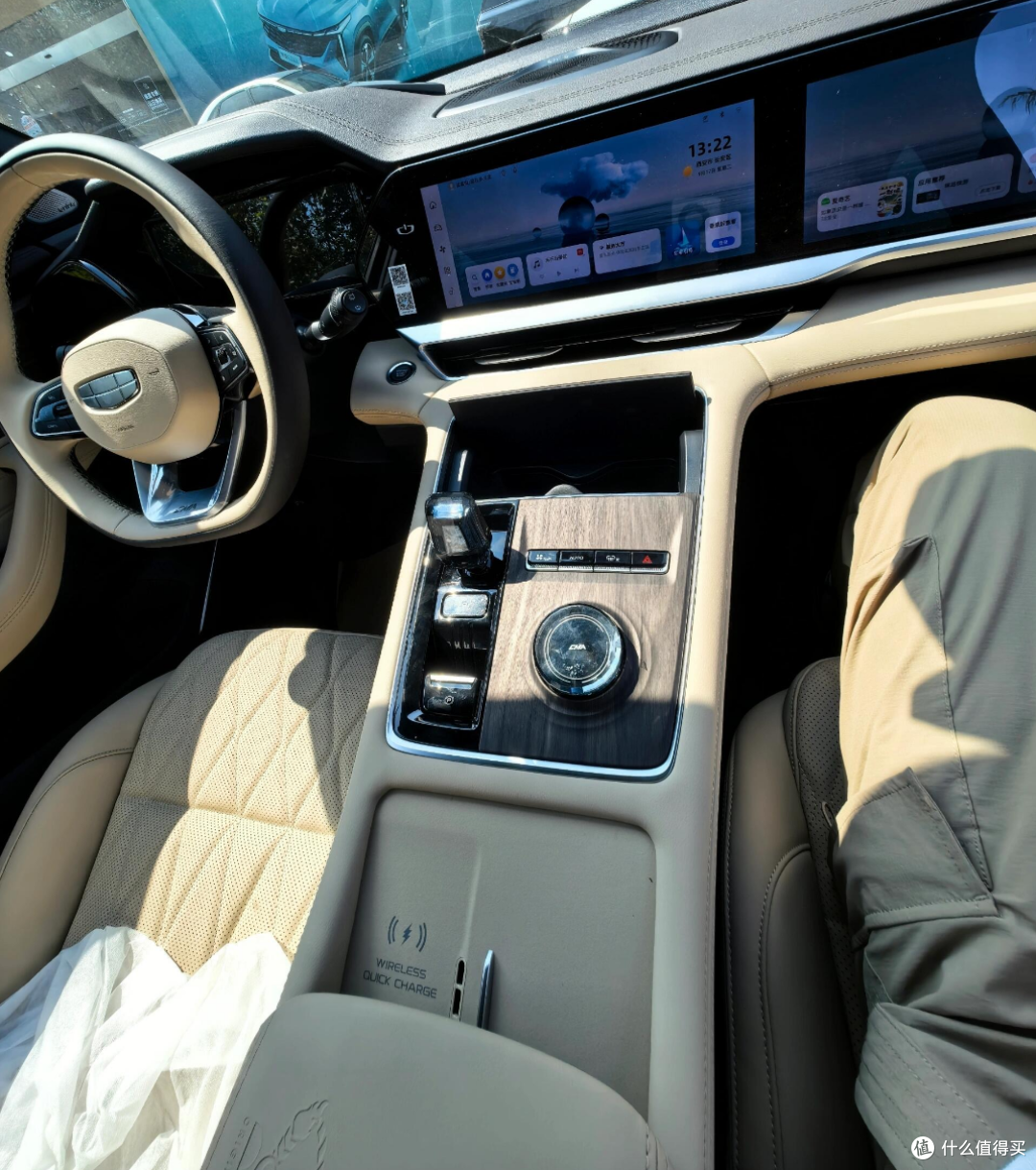 新车丨25款吉利星瑞、星越L·东方曜实车到店，配2.0T+8AT，增CDC悬架_轿车_什么值得买