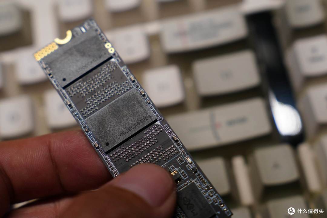 颗粒好才是真的好，速度快，稳定性强，幻隐 HV3000 Pro SSD固态硬盘开箱评测_固态硬盘_什么值得买