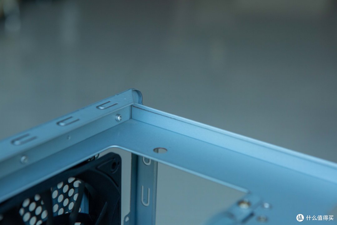 这些年折腾过的NAS第二十二期——200块捡了一个迎广MS04机箱电源套装搭配云星n100打造ALL IN ONE_机箱_什么值得买