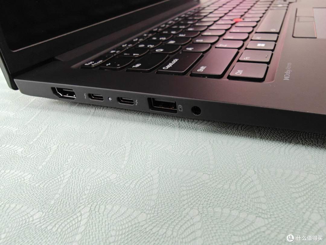 趁着政府以旧换新补贴，入手了ThinkPad T14p 2024_笔记本电脑_什么值得买