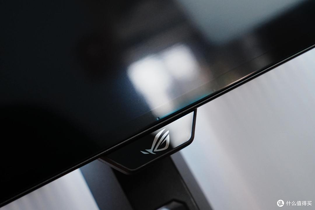 大牌卷起配置来，恐怖如斯！ROG电竞OLED显示器绝杀27MAX，给你顶级游戏体验_显示器_什么值得买
