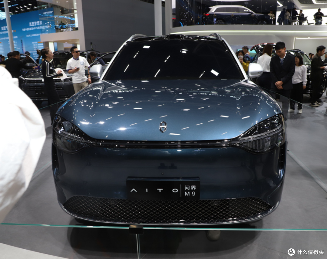 46.98万元全景智慧旗舰SUV：华为问界M9_SUV_什么值得买