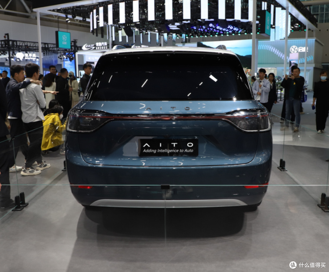 46.98万元全景智慧旗舰SUV：华为问界M9_SUV_什么值得买