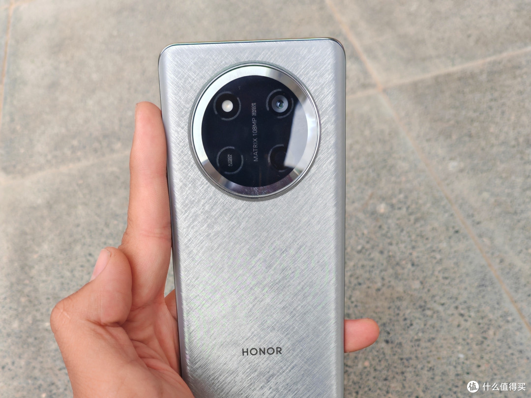 荣耀X60 Pro深度测评：6600毫安电池、满级防摔，值得入手吗？_手机_什么值得买